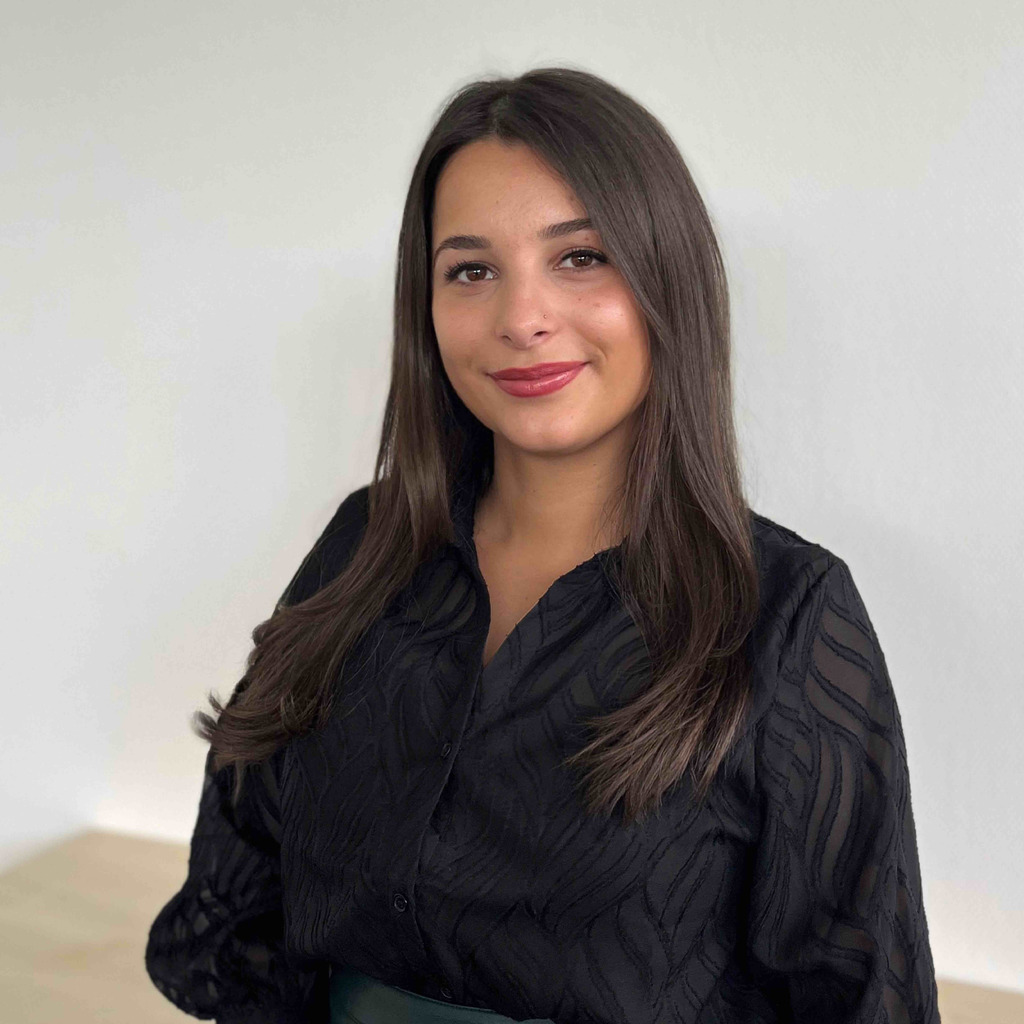 Julia Mertens - Human Resources Manager - DACHSER SE Koblenz | XING