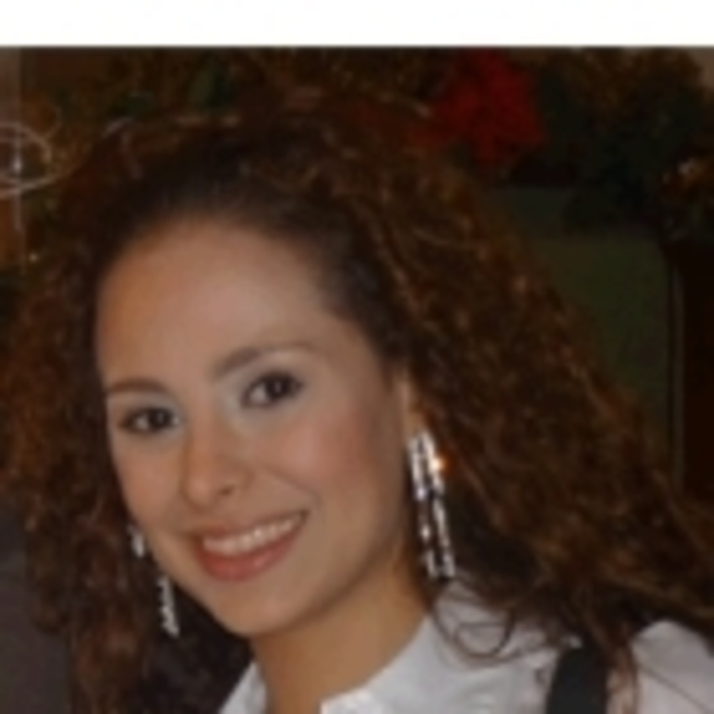 Kenia Ramirez - Marketing Executive - UpsideCorp | XING