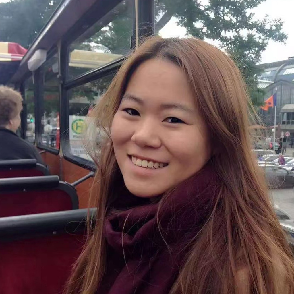 Kelly Zhou's Instagram, Twitter & Facebook on IDCrawl