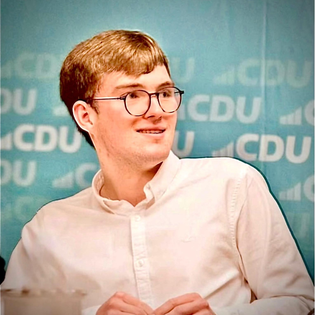 Tim Alexander: Ausbildung und Berufserfahrung | XING