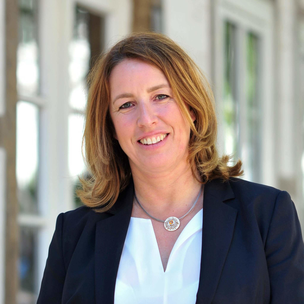 Jessica Koppitz - Geschäftsstellenleiterin - VON POLL IMMOBILIEN ...