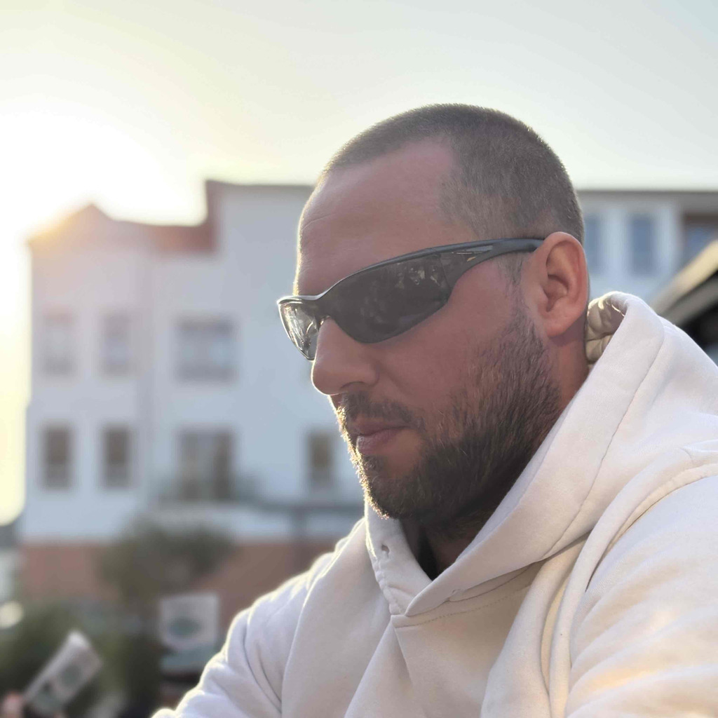 Saschi Albrecht - Montagemeister - Peinemann + Sohn | XING