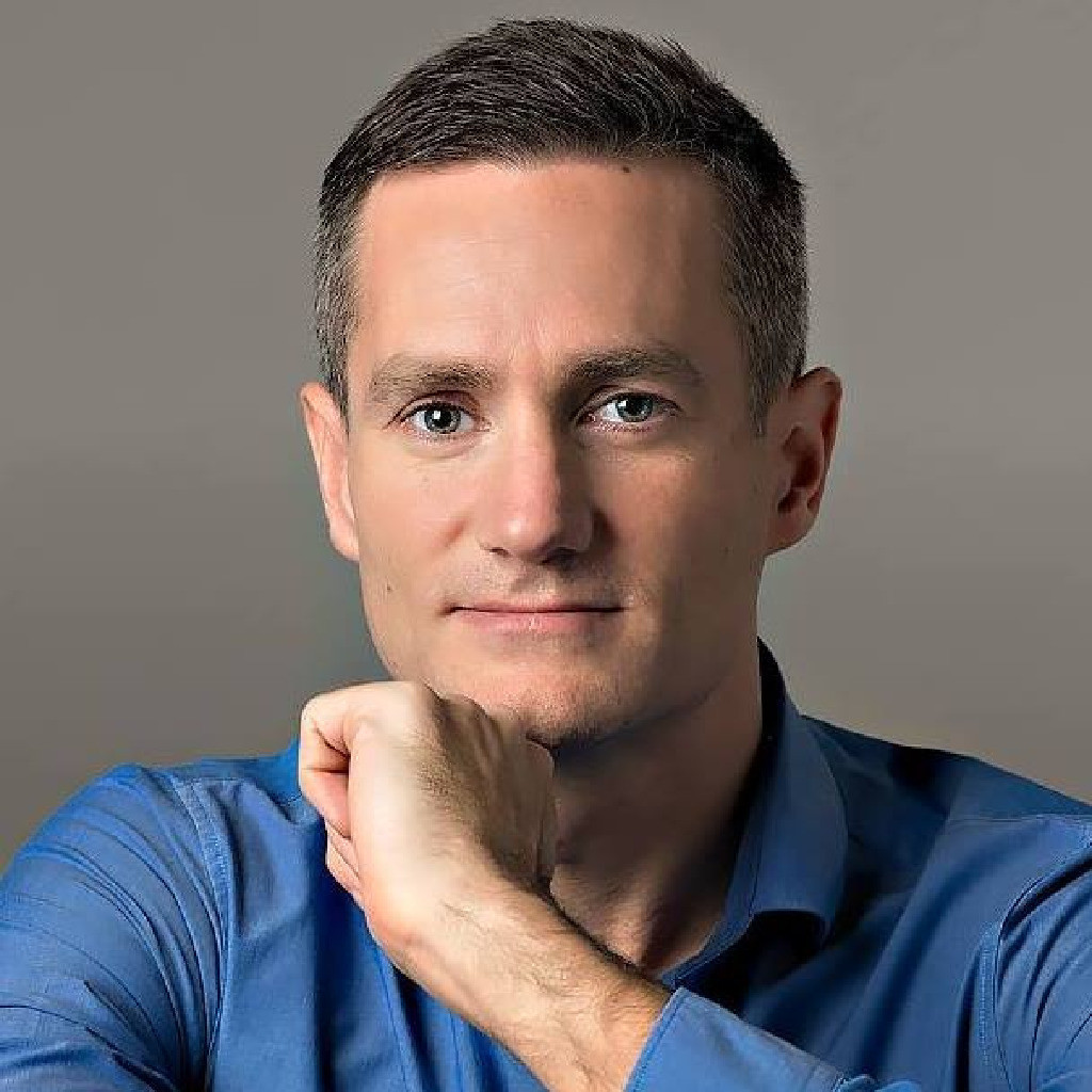 Mike Conrad's Instagram, Twitter & Facebook on IDCrawl