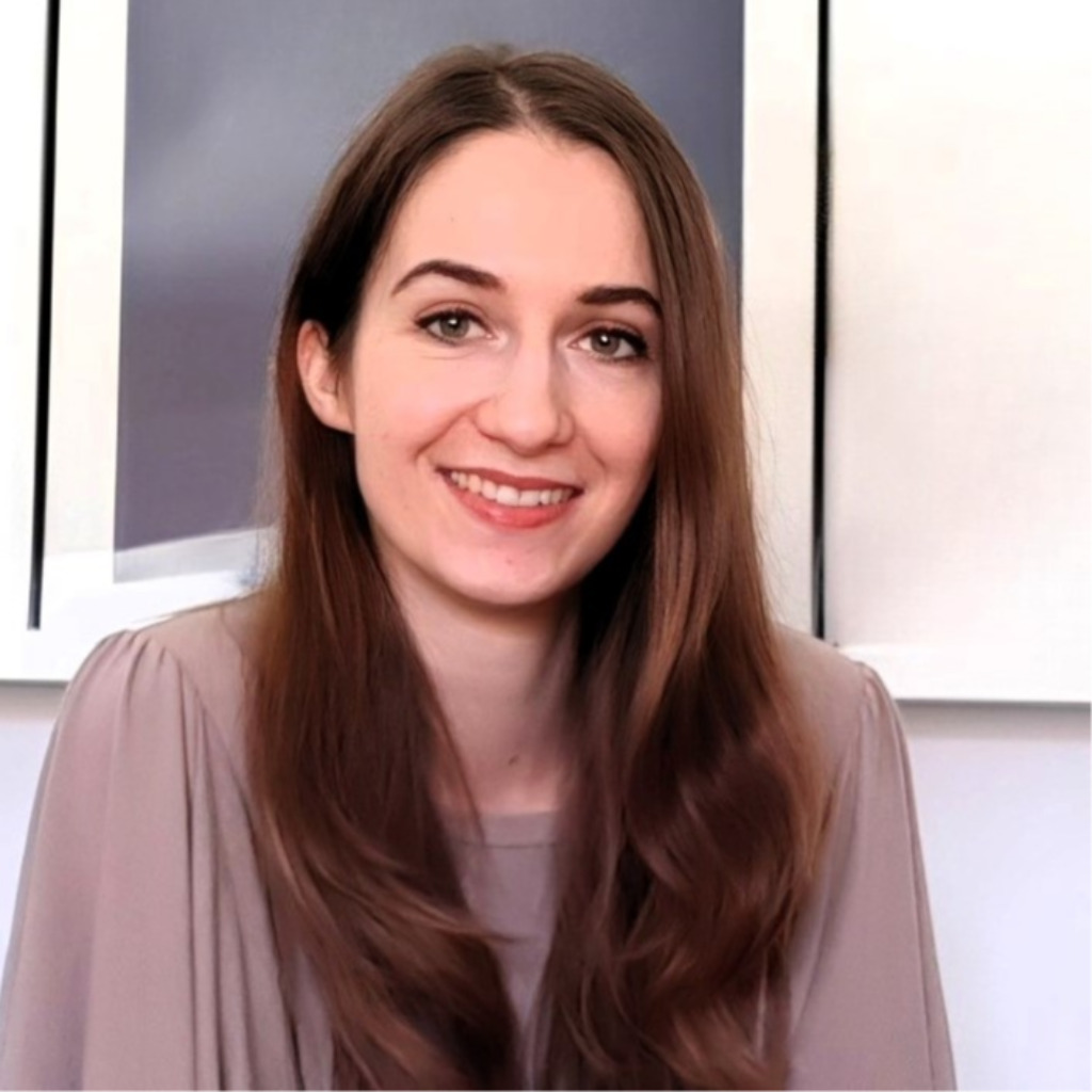 Christina Rohde - Analyst Network & Customer Operations - Mazda Motors ...