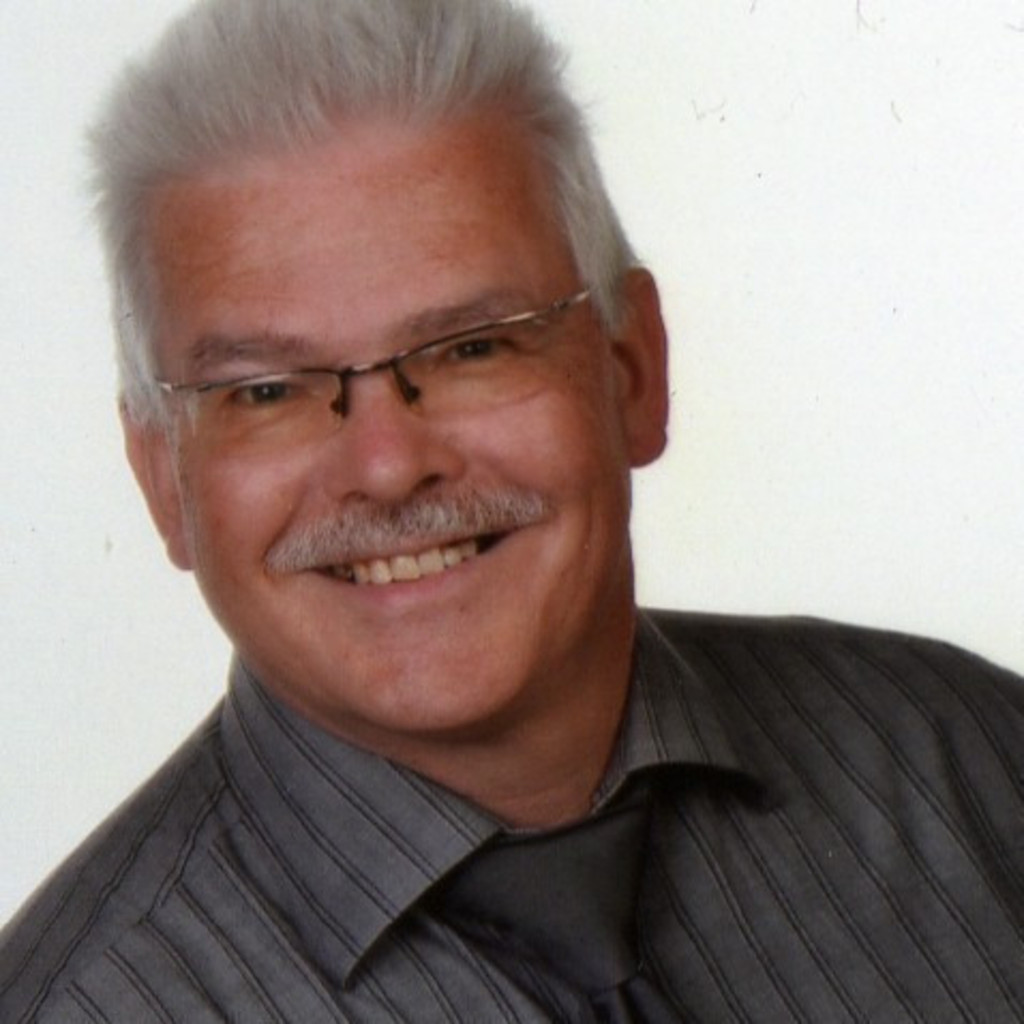 Christian Linke - Mitarbeiter im First level Support - Intersaar GmbH ...