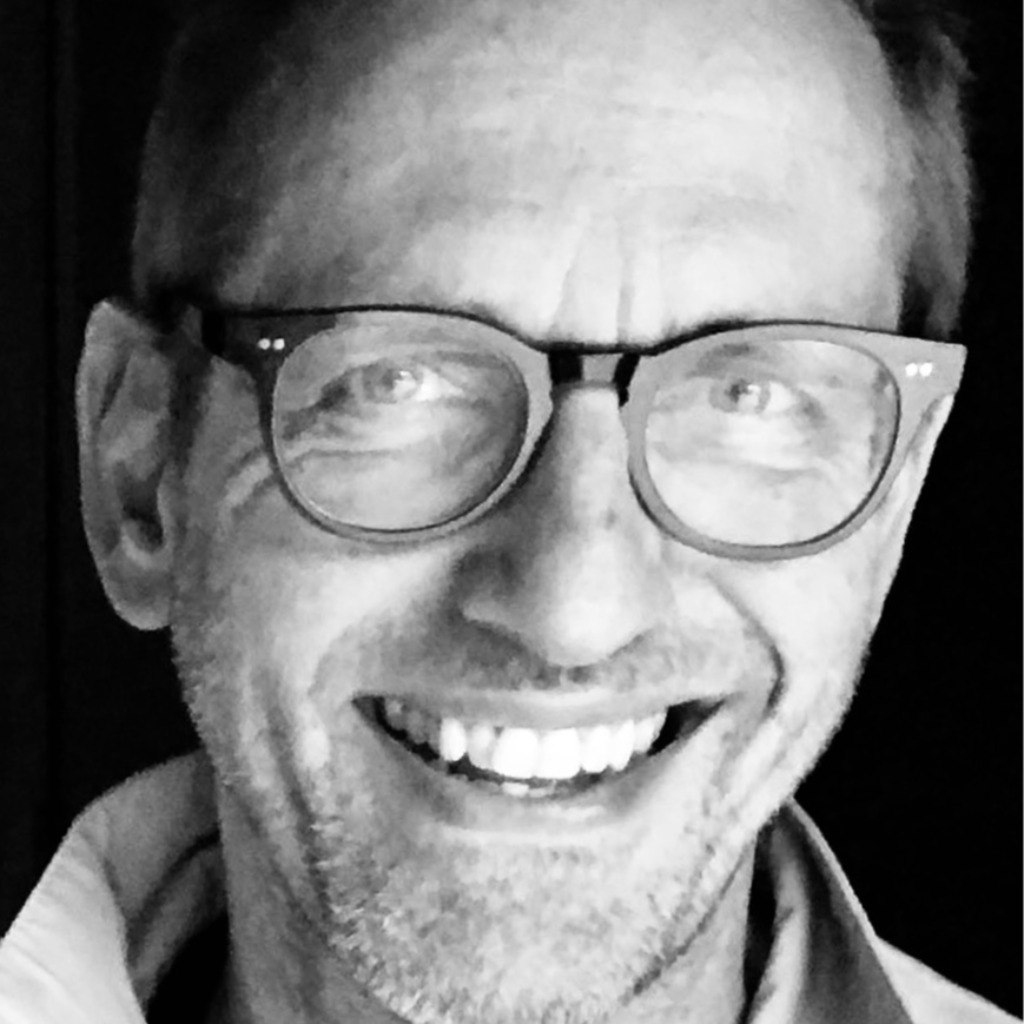 Peter Bay - Art Director - Bayhamburgdesign | XING