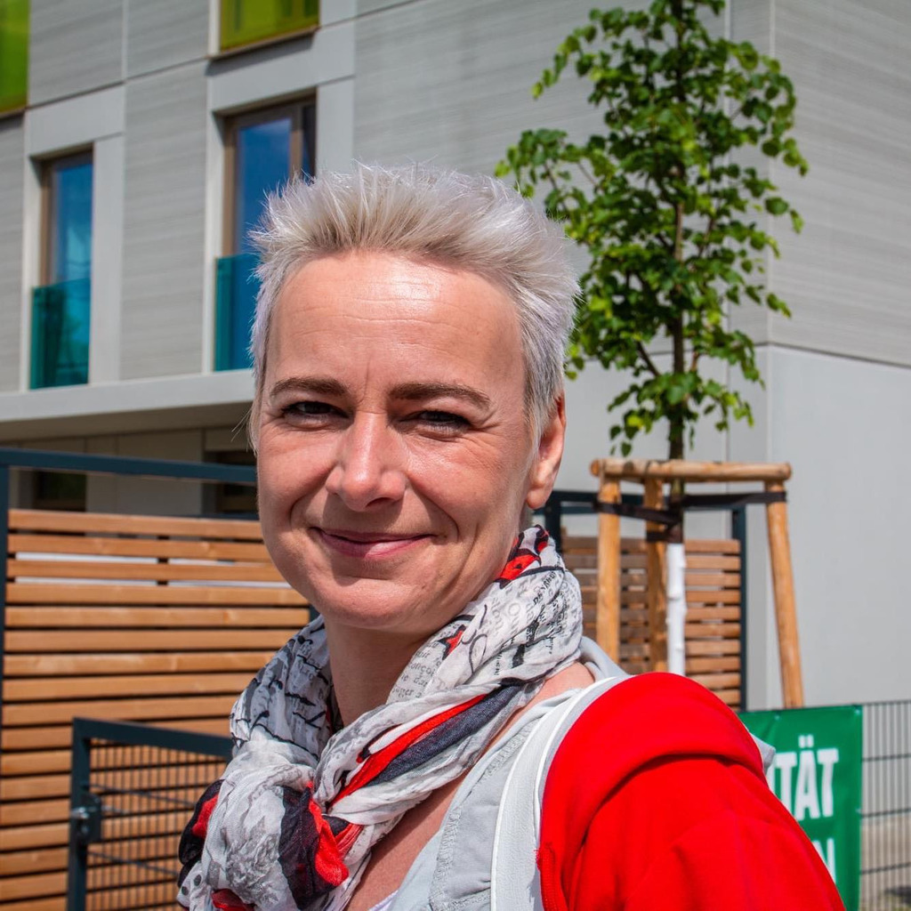 Stefanie Fuchs in der Personensuche von Das Telefonbuch