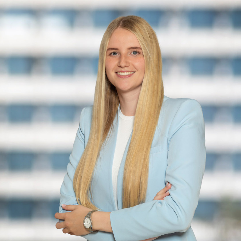 Celina Marx - Assistentin - DIHK-Bildungs-gGmbH | XING