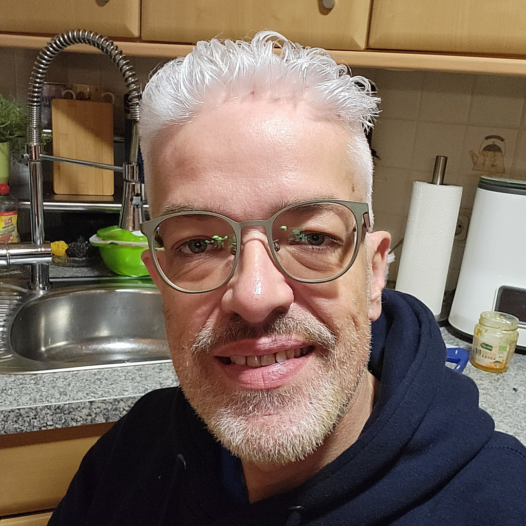 Marco Feldmann - Angestellter - ESE GmbH Gefahrgutsysteme | XING