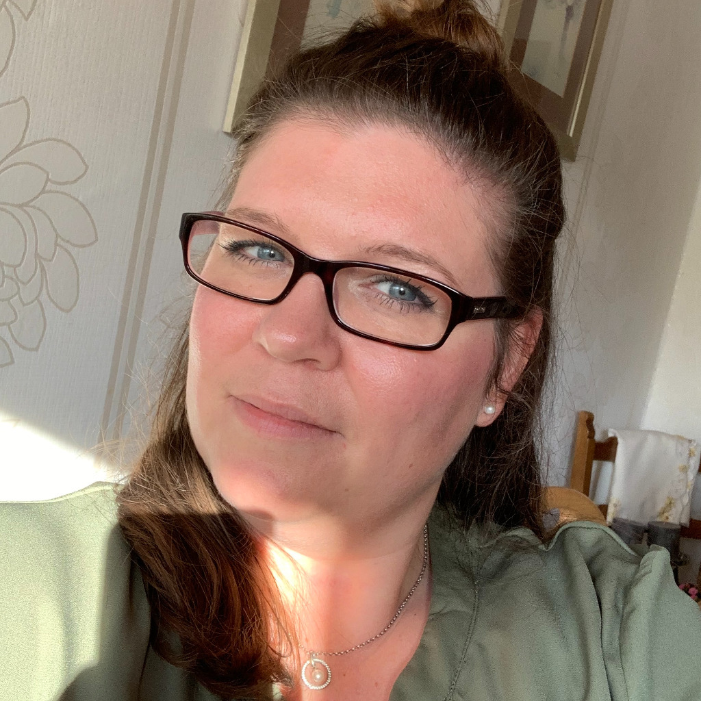 Jennifer Köpp - Assistentin der Geschäftsführung - Enerix Alternative ...