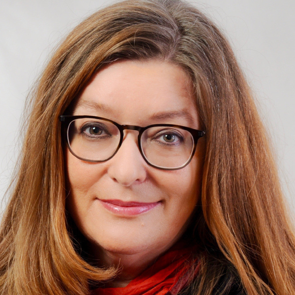 Ruth Kramer - Physiotherapeutin, MA - Praxis Physiotherapie Kramer | XING Ruth Kramer - Physiotherapeutin, MA - Praxis Physiotherapie Kramer | XING