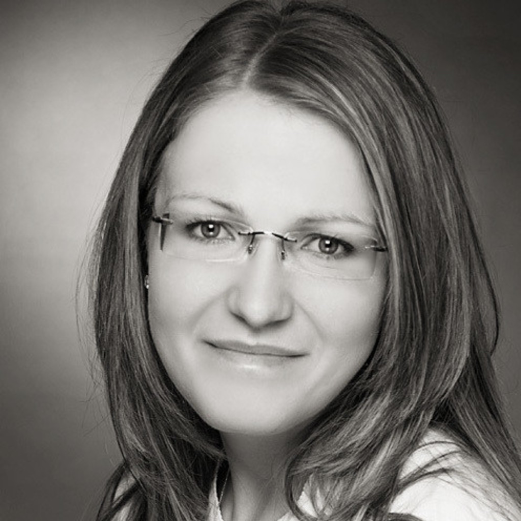 Lisa Lepp's Instagram, Twitter & Facebook on IDCrawl