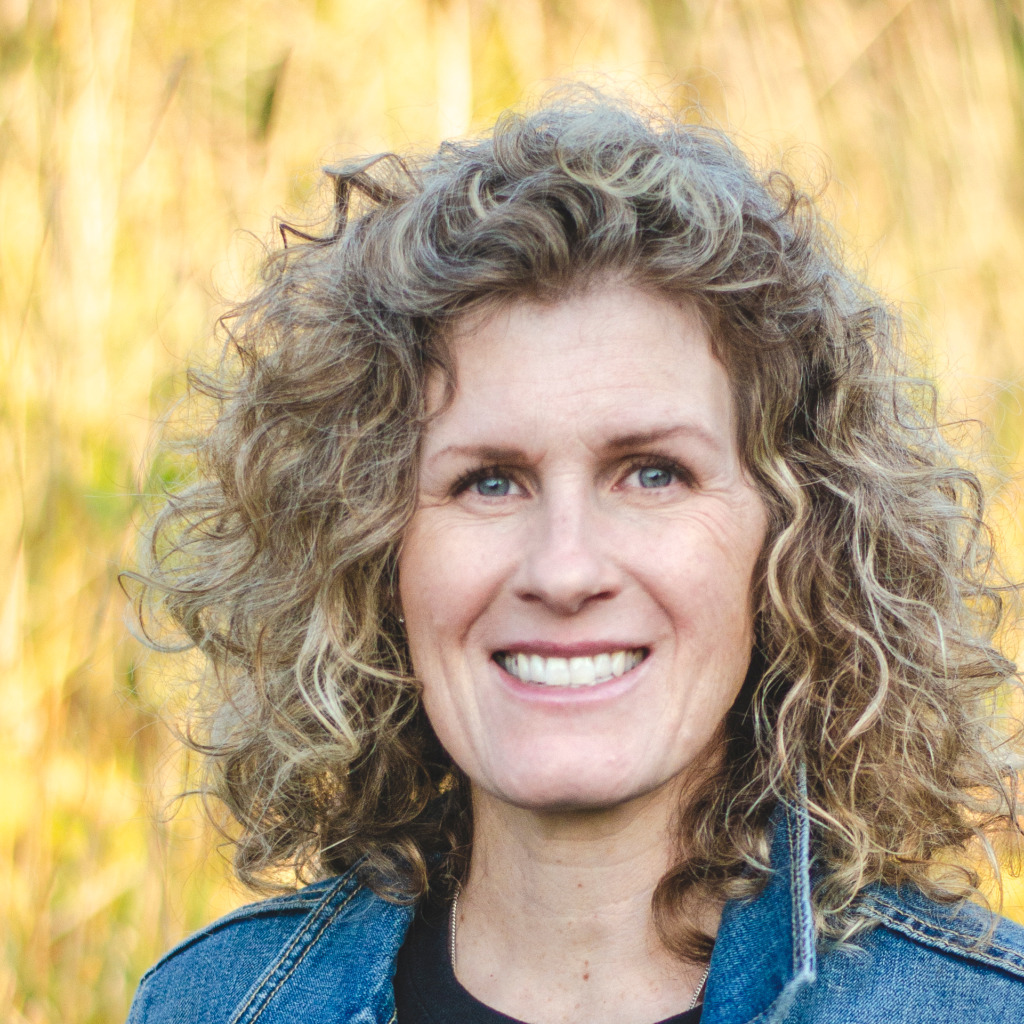 Dr. Leslie Roberts - Health Coach/Chiropractor - Self-Employed ...