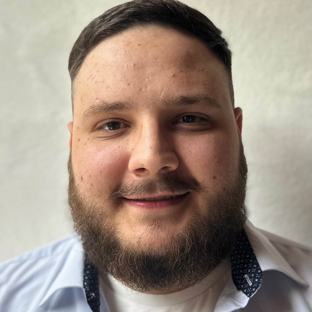 Jonas Heimann - Maschinenbediener - Heraeus | XING