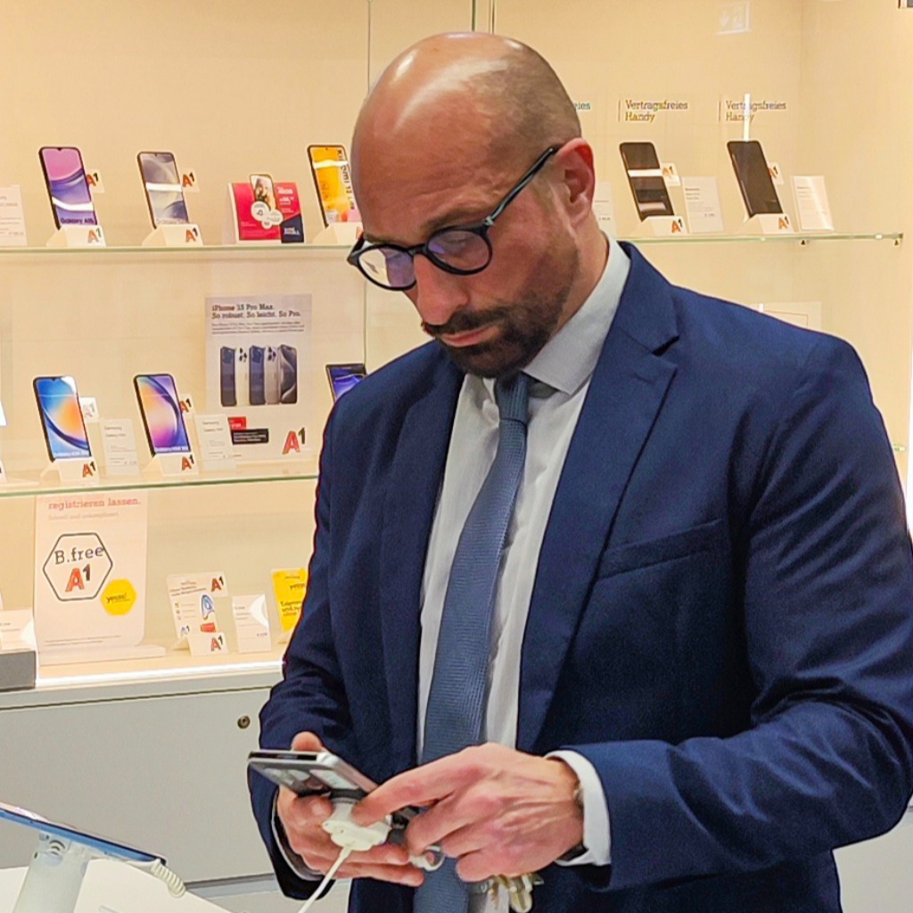 Alexander Köpl - ÖPAG Sales Account Management - a1telekomaustria | XING