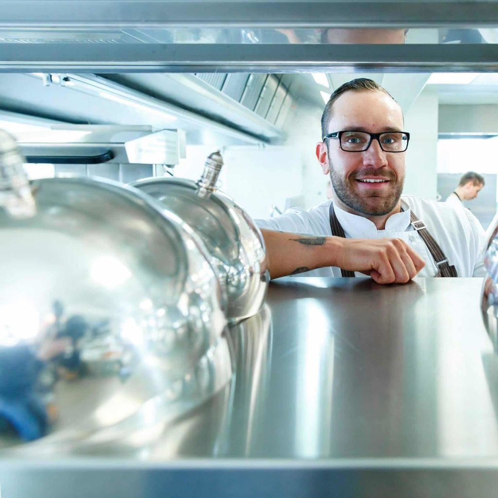 Henry Burghardt - Küchenchef - Althoff Grandhotel Schloss Bensberg | XING