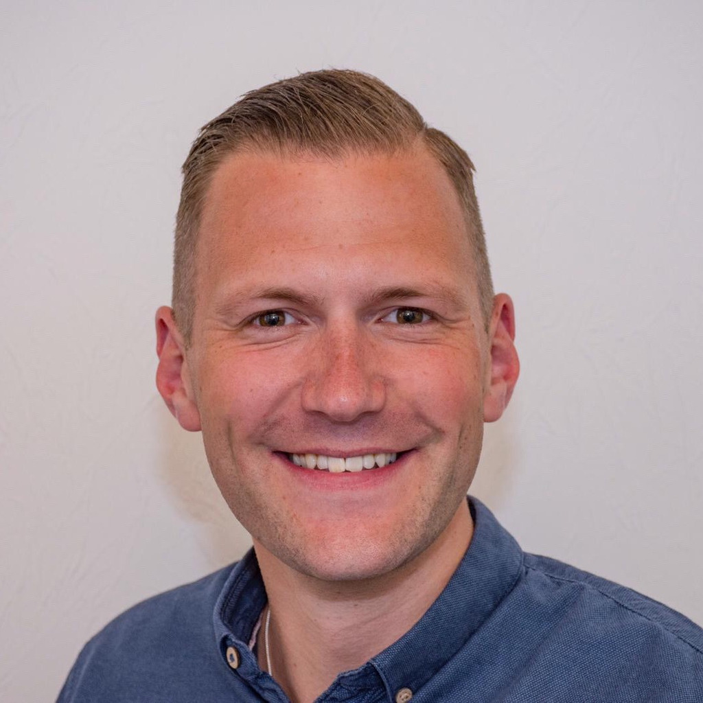 Dennis Menne - Fertigungsleiter, Segment Entwässerungstechnik ...