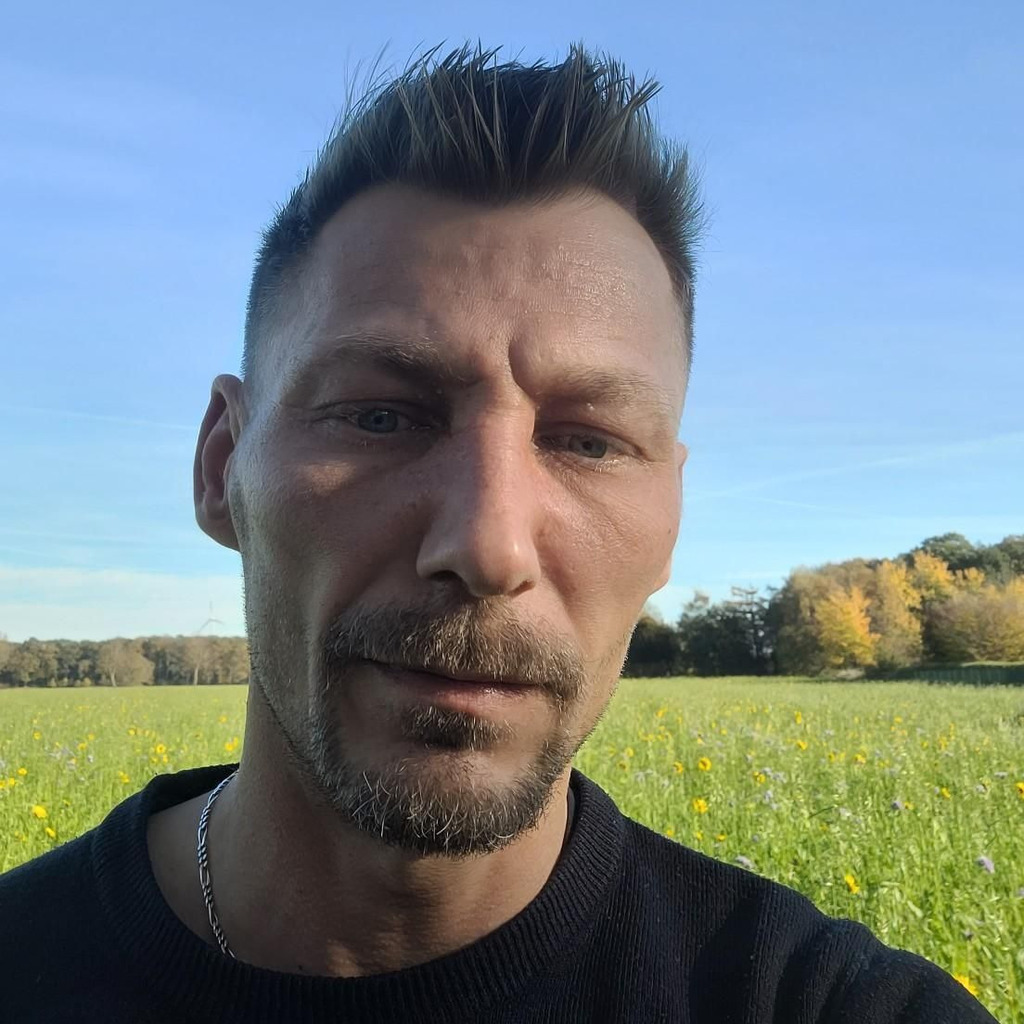 Frank Melzer - Rüster - Wischemann Kunststoff GmbH | XING