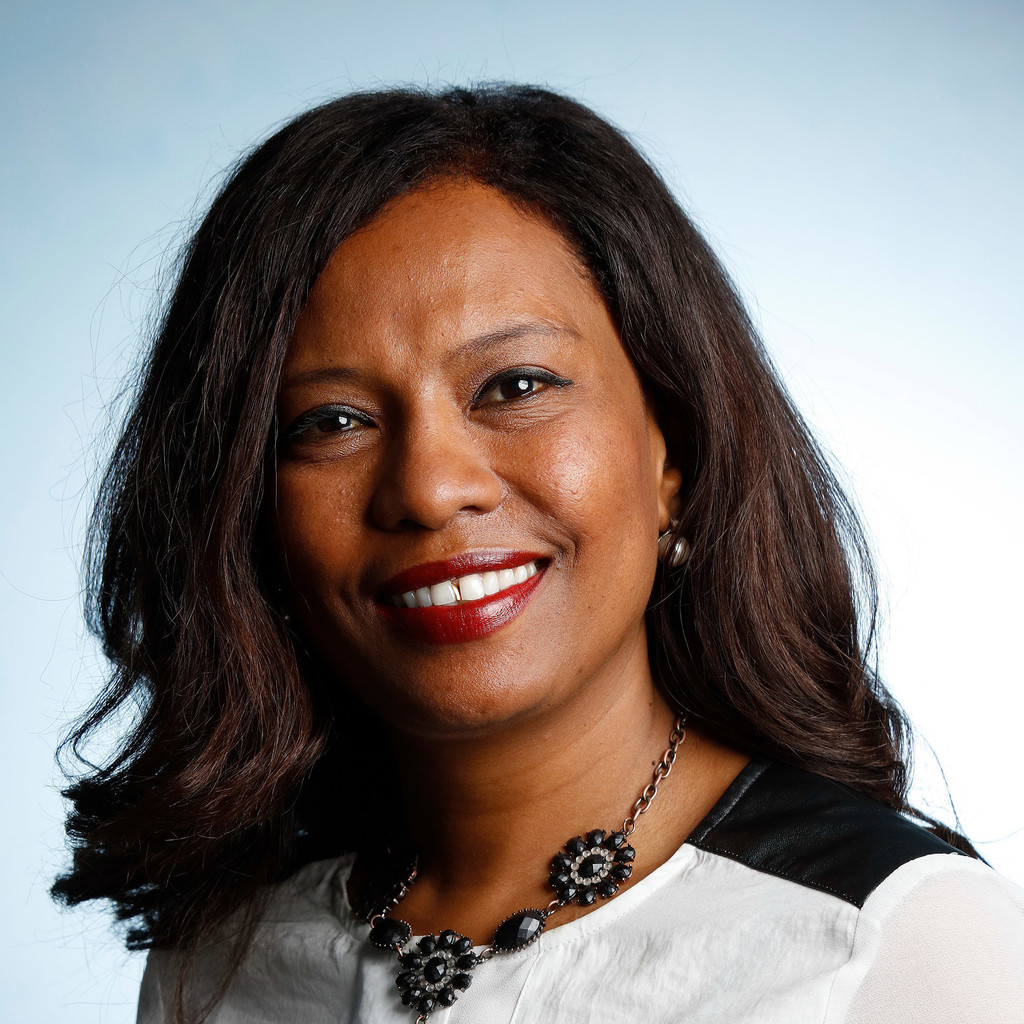 Vanessa Wendle - Office & Facility Manager - Rising Tide GmbH | XING