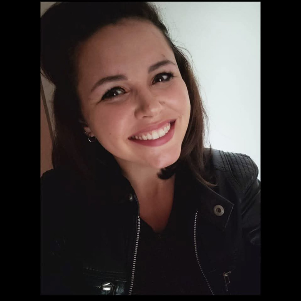 Stephanie Klein's Instagram, Twitter & Facebook on IDCrawl