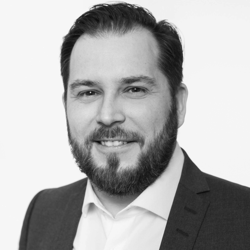 Christian Neumann - Associate Vice President - Siemens Advanta ...