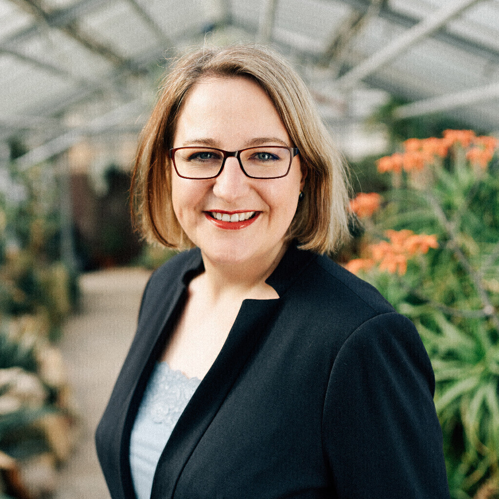 Prof. Dr. Stefanie Hiestand - Professur für Pflege ...