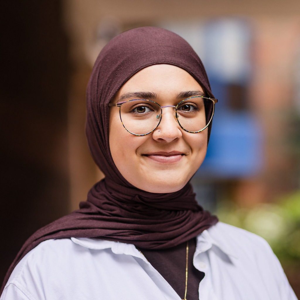 Maryam Hamodi - Senior Associate - The Early Careers Company | XING