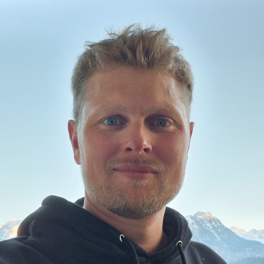 Philipp Bohnengel - Bereichsleiter / Schiffsinspektor - Erik Walther ...