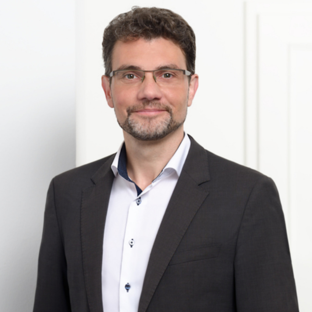 Dr. Daniel Fulger - Senior Manager Autonomous & Connected Mobility ...