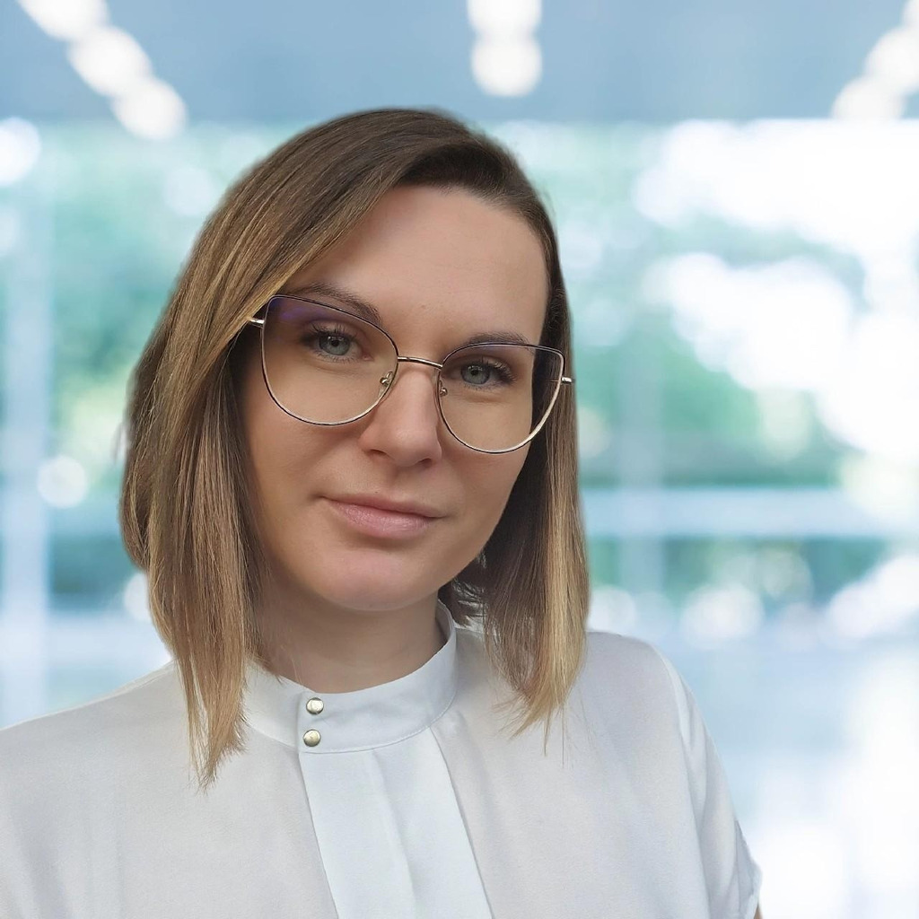 Anna Lorenc: Ausbildung und Berufserfahrung | XING