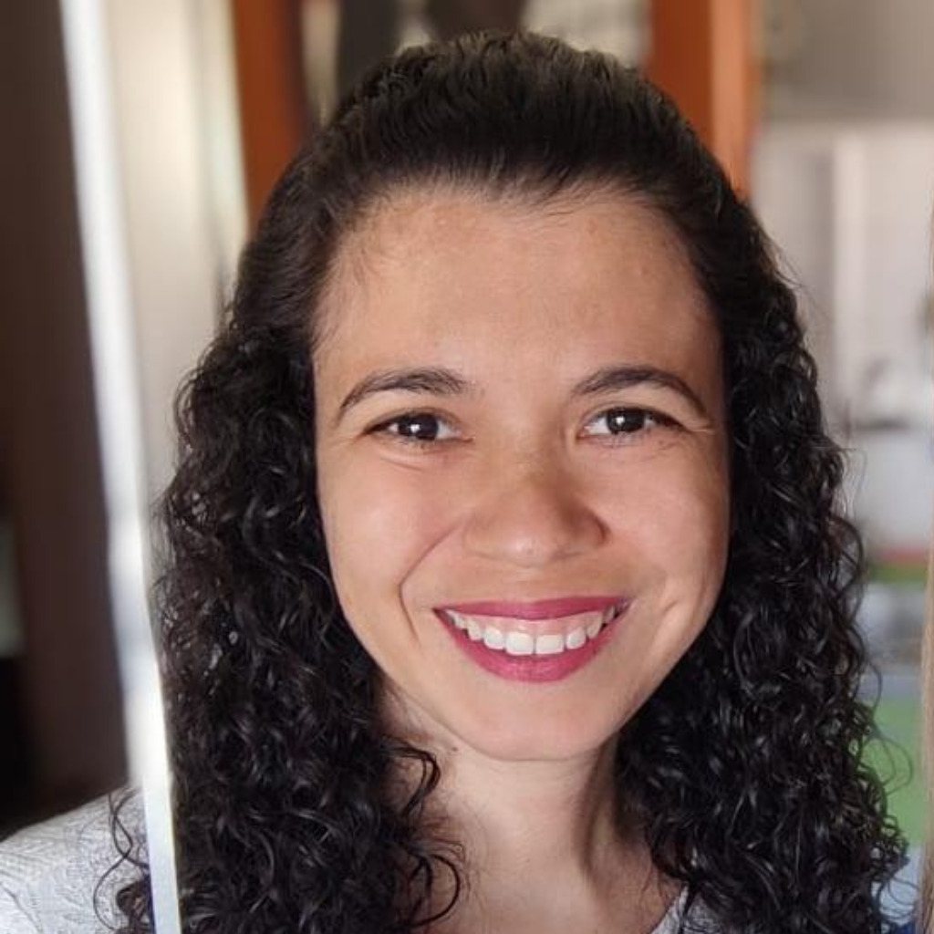 Natali Souza - Trilingual Executive Assistant bachelor's degree ...