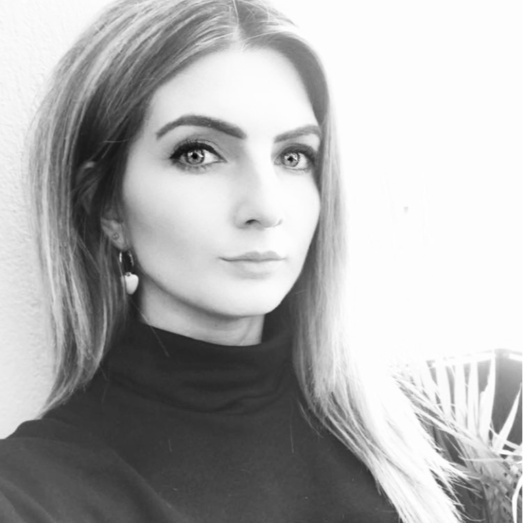 Sharon Hayley Voigtsberger - Manager Sales Outlets + Box Offices - Mehr ...