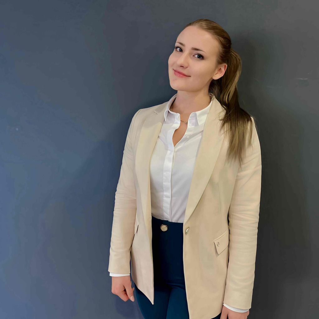 Chiara Krank - Expert Account Managerin - Alpha Engineering GmbH & Co ...