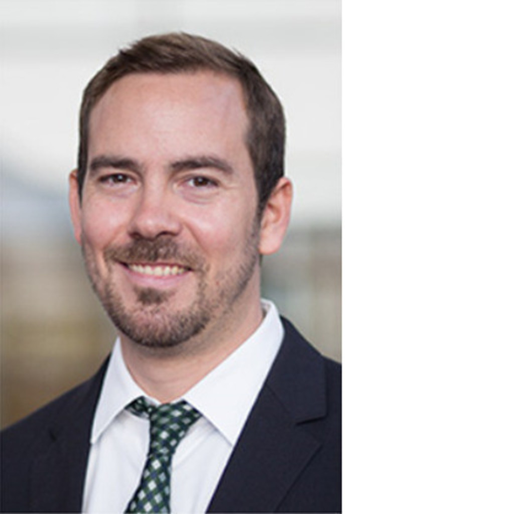 Prof. Dr. Benjamin R. Kern - Professor für Wirtschaftswissenschaften ...