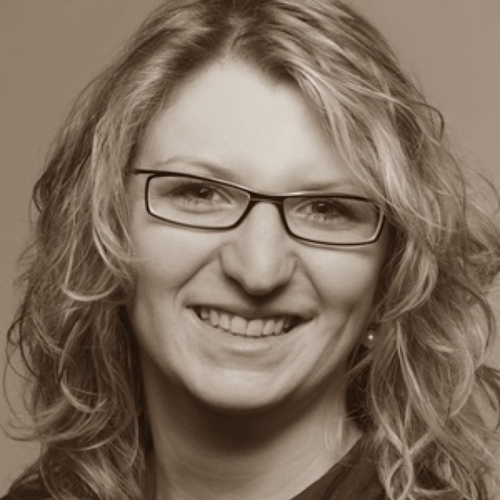 Ina Schmidt - Personalfachkauffrau - AHW Unternehmerkanzlei | XING