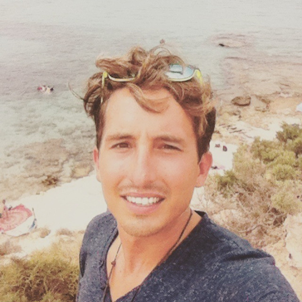 Alexander Johnson - Chief Mate - UNDER WATER CONTRACTOR SPAIN.S.L | XING