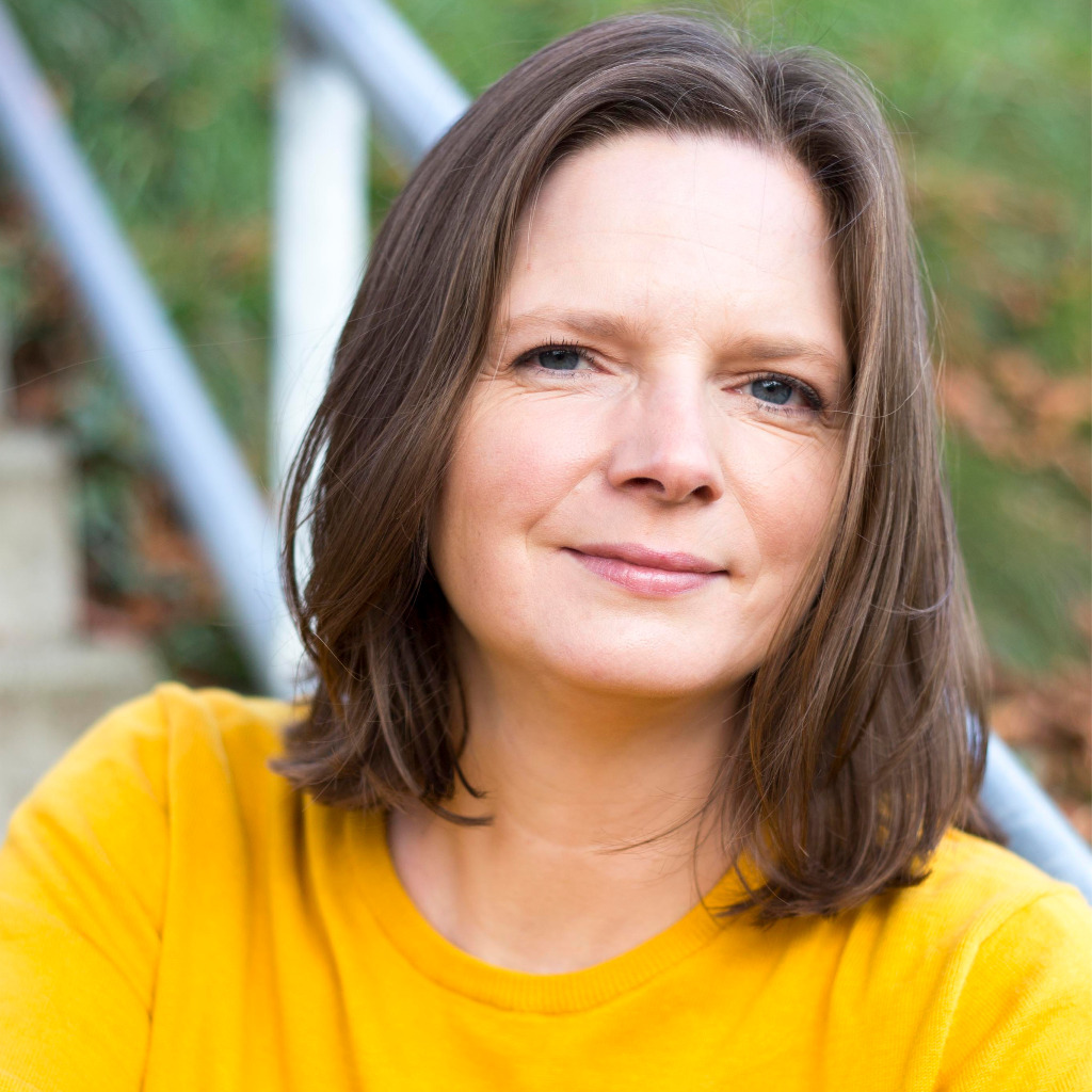 Margot Binder - Schauspielerin - Selbständig | XING