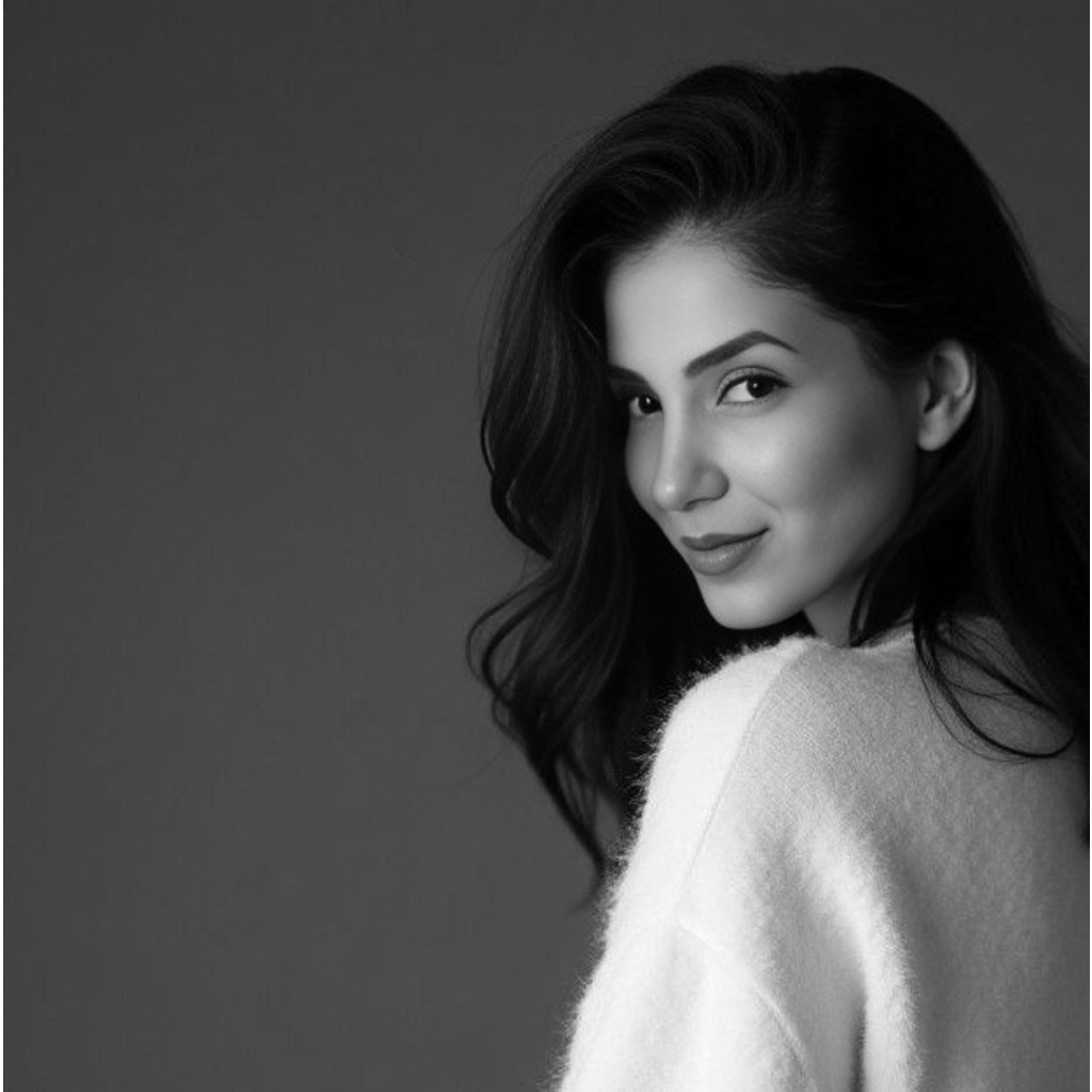 Elnaz Falahati - Angestellt als kaufmännische Mitarbeiterin - Kintetsu ...