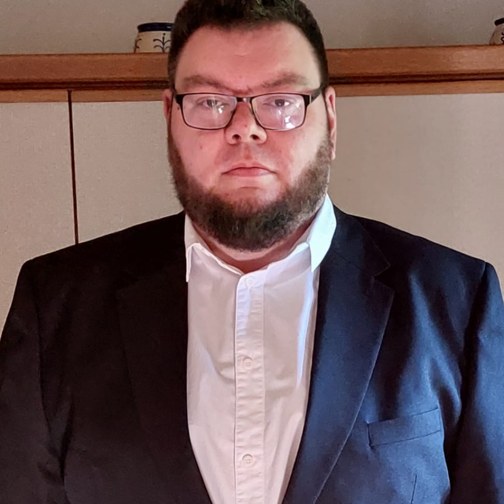 Christoph Hacker - Disponent - GULP Solution Services GmbH & Co. KG | XING