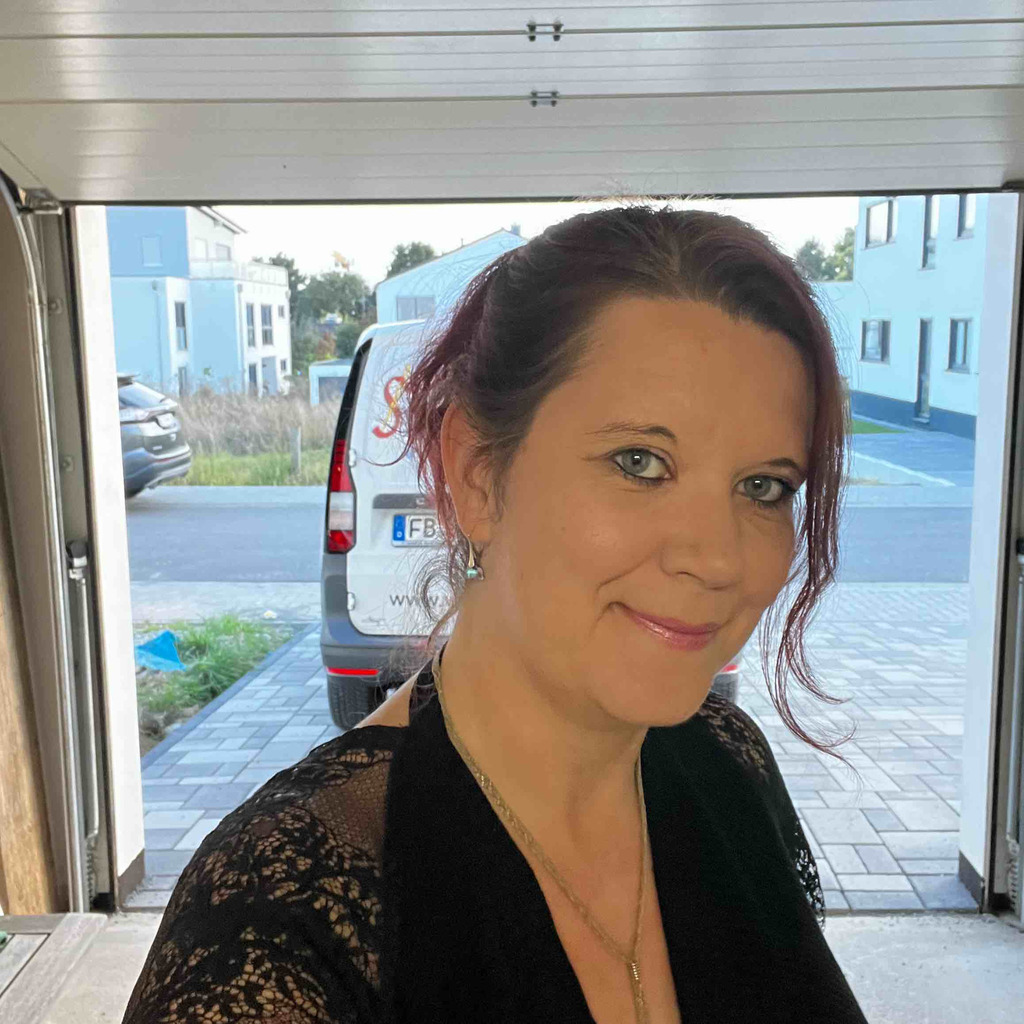 Natalie Schwartz - Disponentin - Unternehmen | XING