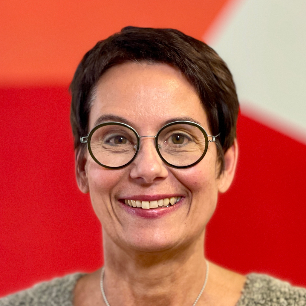 Angela Bauer - Geschäftsführende Vorständin - Heilpädagogisch ...