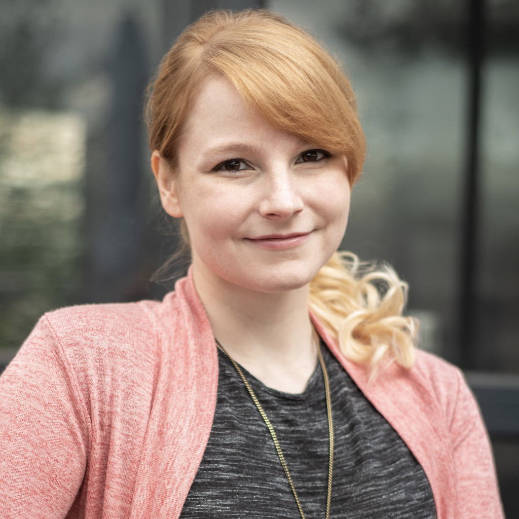 Stephanie Fischer - Mediengestalterin Digital und Print - Arena ...