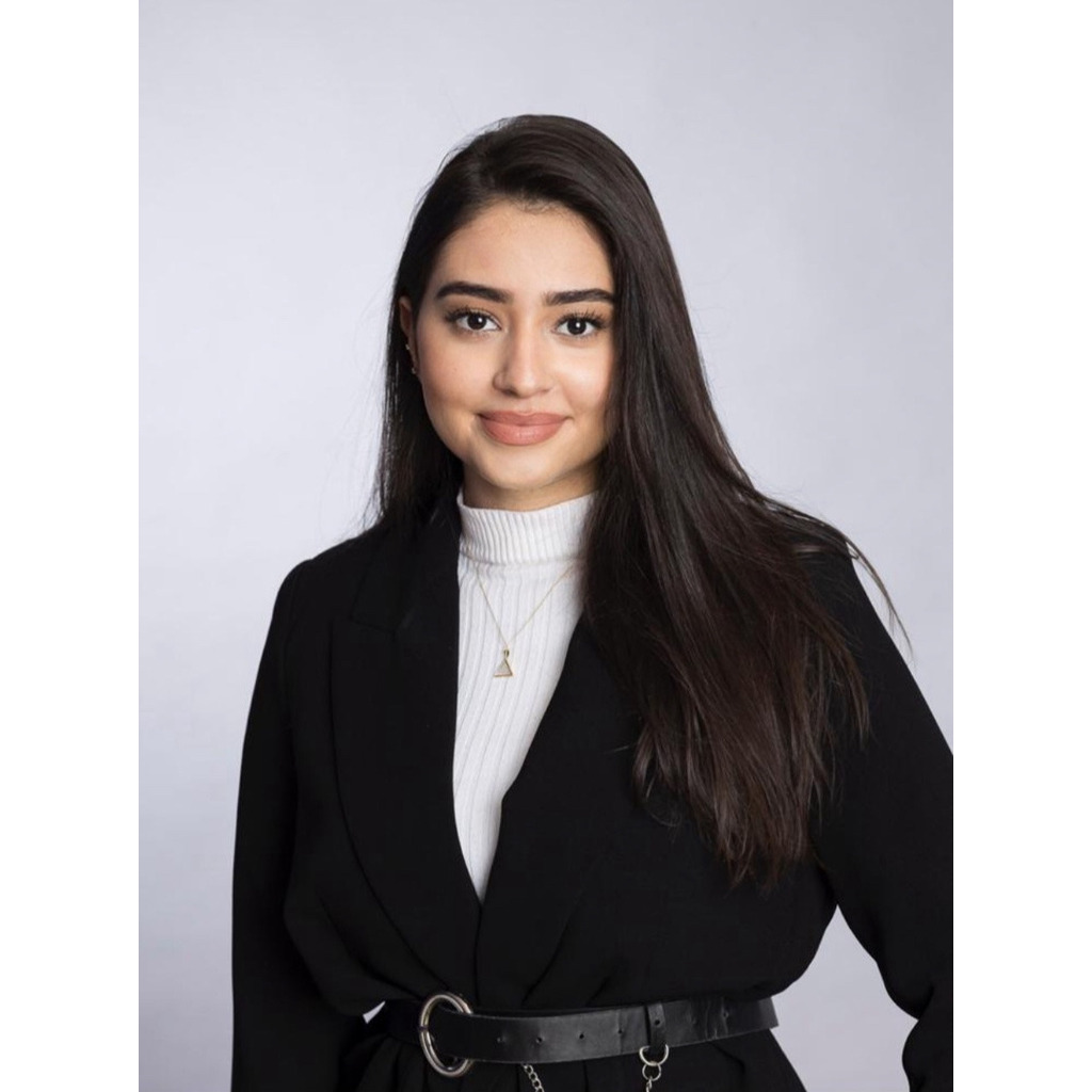 Sara Aziz - Vertriebsassistent - Aigner Immobilien GmbH | XING