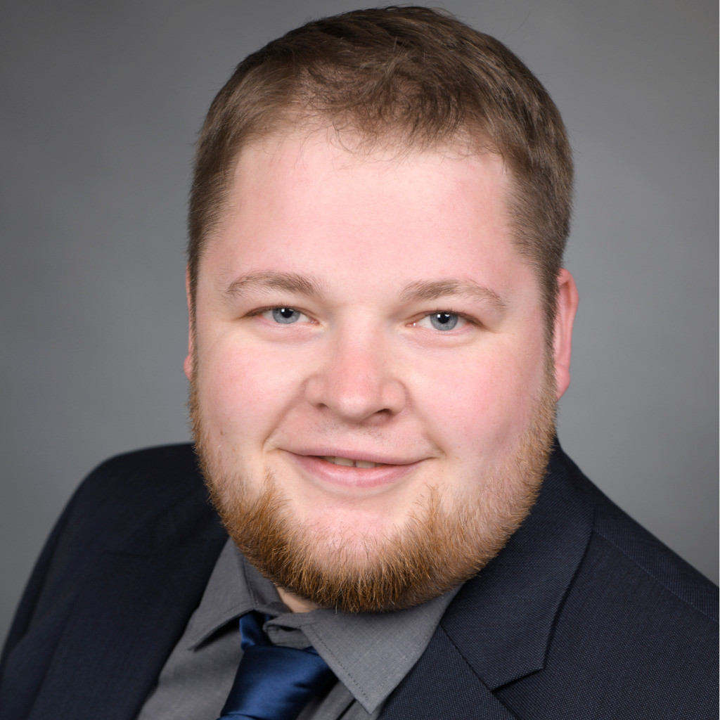 Benjamin Born - Sportredakteur - Risius KG | XING