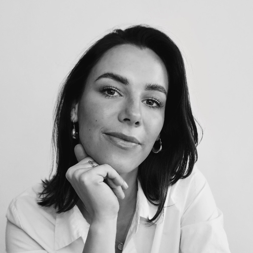 Lisa Janzen-Nadidai - Senior Specialist Brand Management - BASF | XING