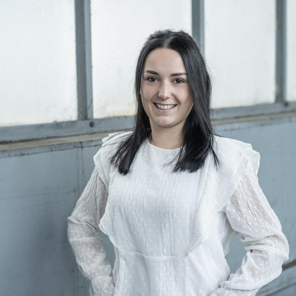 Riccarda Wiederer - Commodity Buyer / Strategische Einkäuferin ...