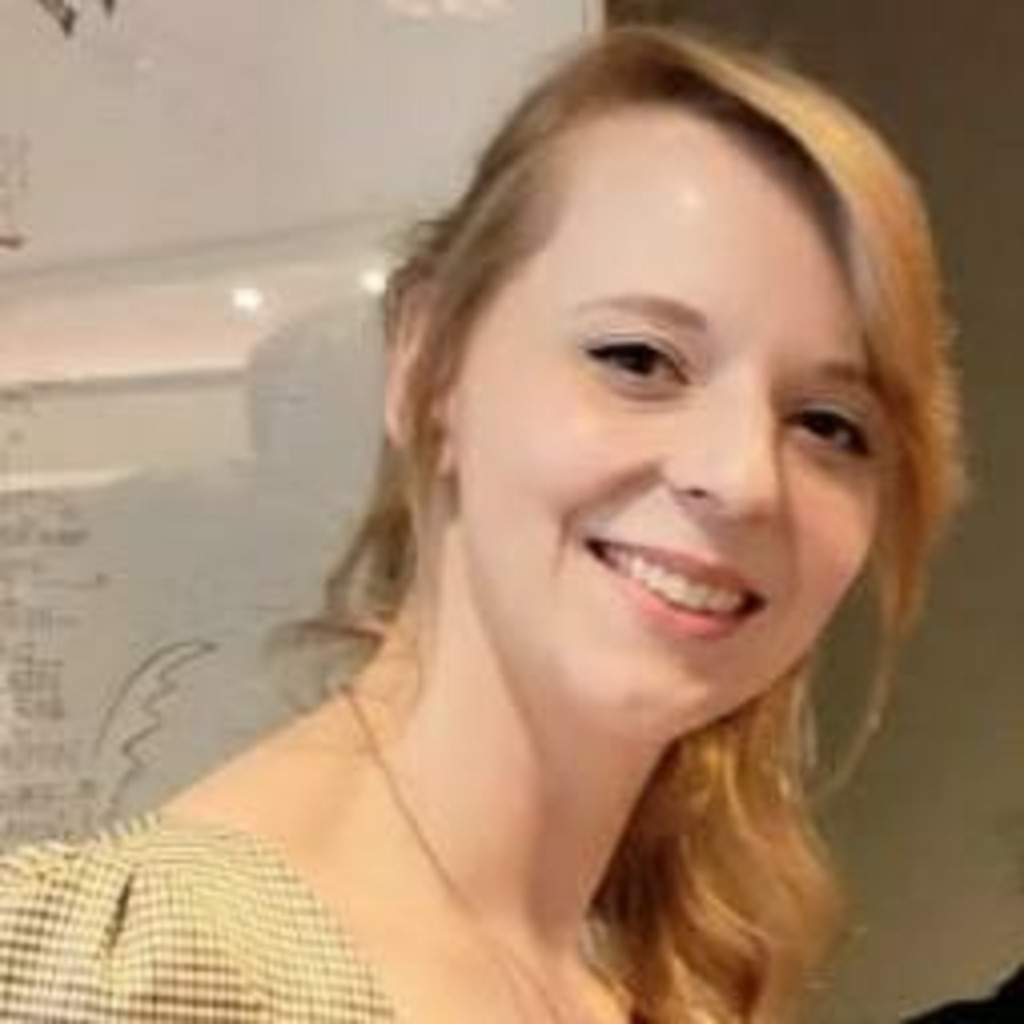 Josephine Ebert's Instagram, Twitter & Facebook on IDCrawl