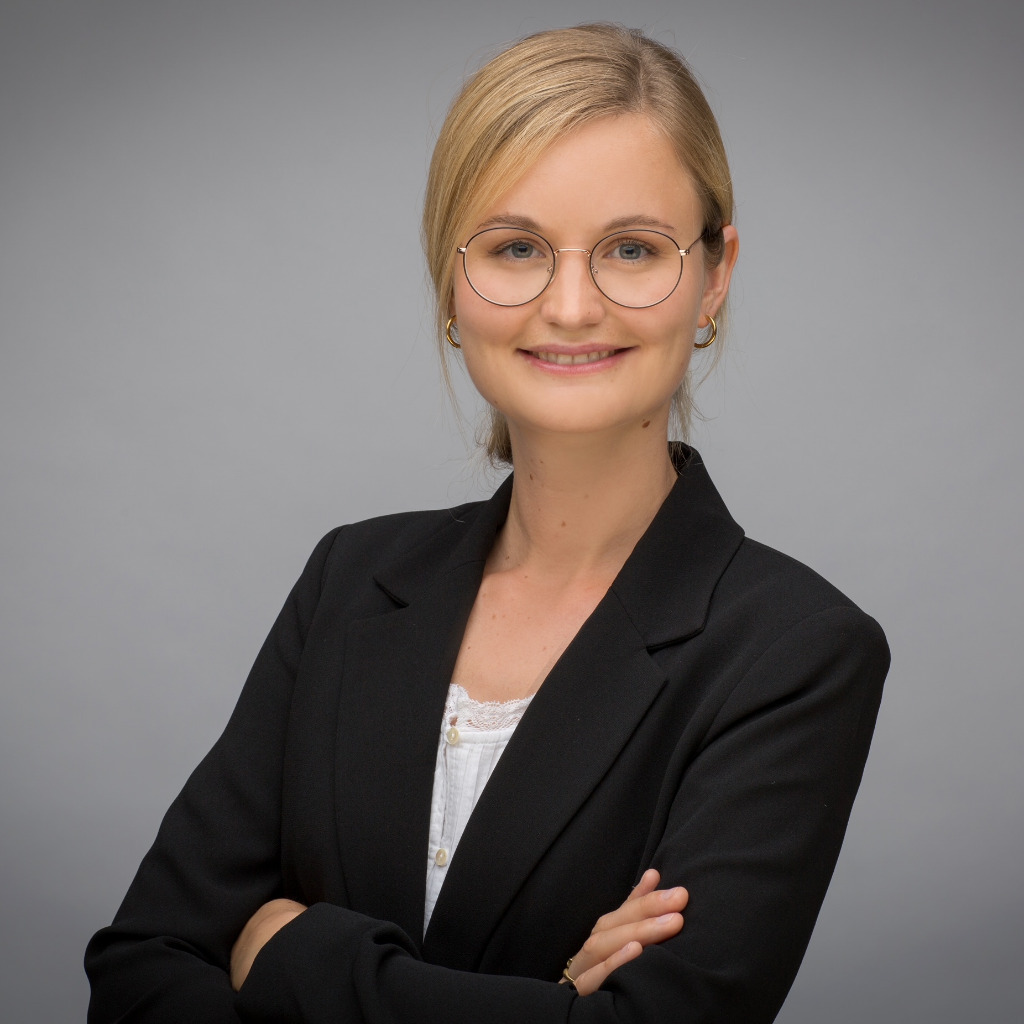 Sarah Hellwig - HR Specialist - PVH Brands Germany GmbH | XING