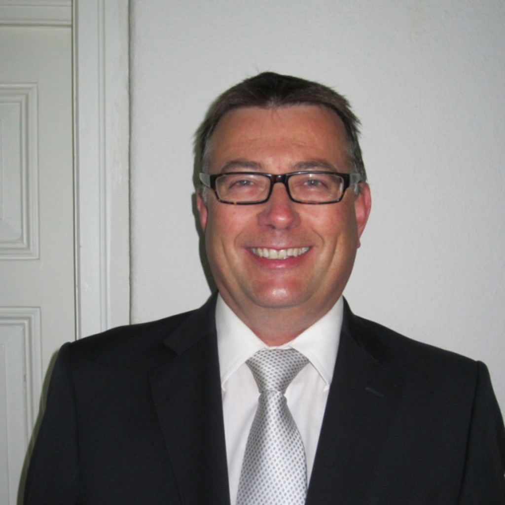 Thomas Wunderlich - General Manager und Chauffeur - Limotax ...