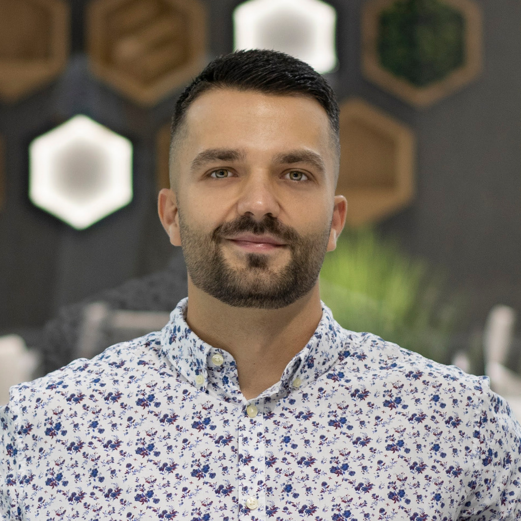 Stefan Ivanković - Digital Marketing Specialist - JSGuru | XING
